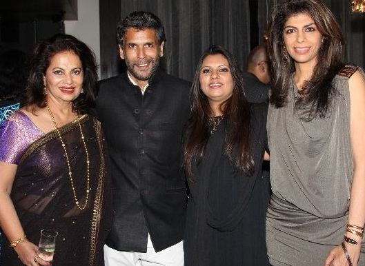 Milind Soman Family Wife Son Daughter Father Mother Marriage Photos ...
