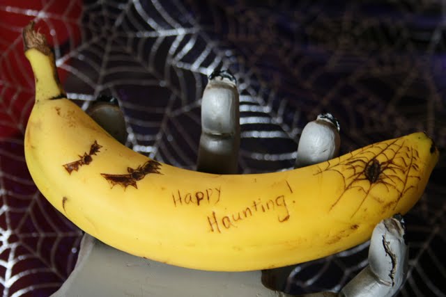 Cook Play Explore: Spooky Bananas