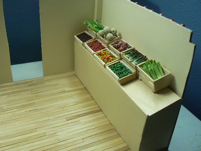 Joanne's Minis: Farm-stand Display Table