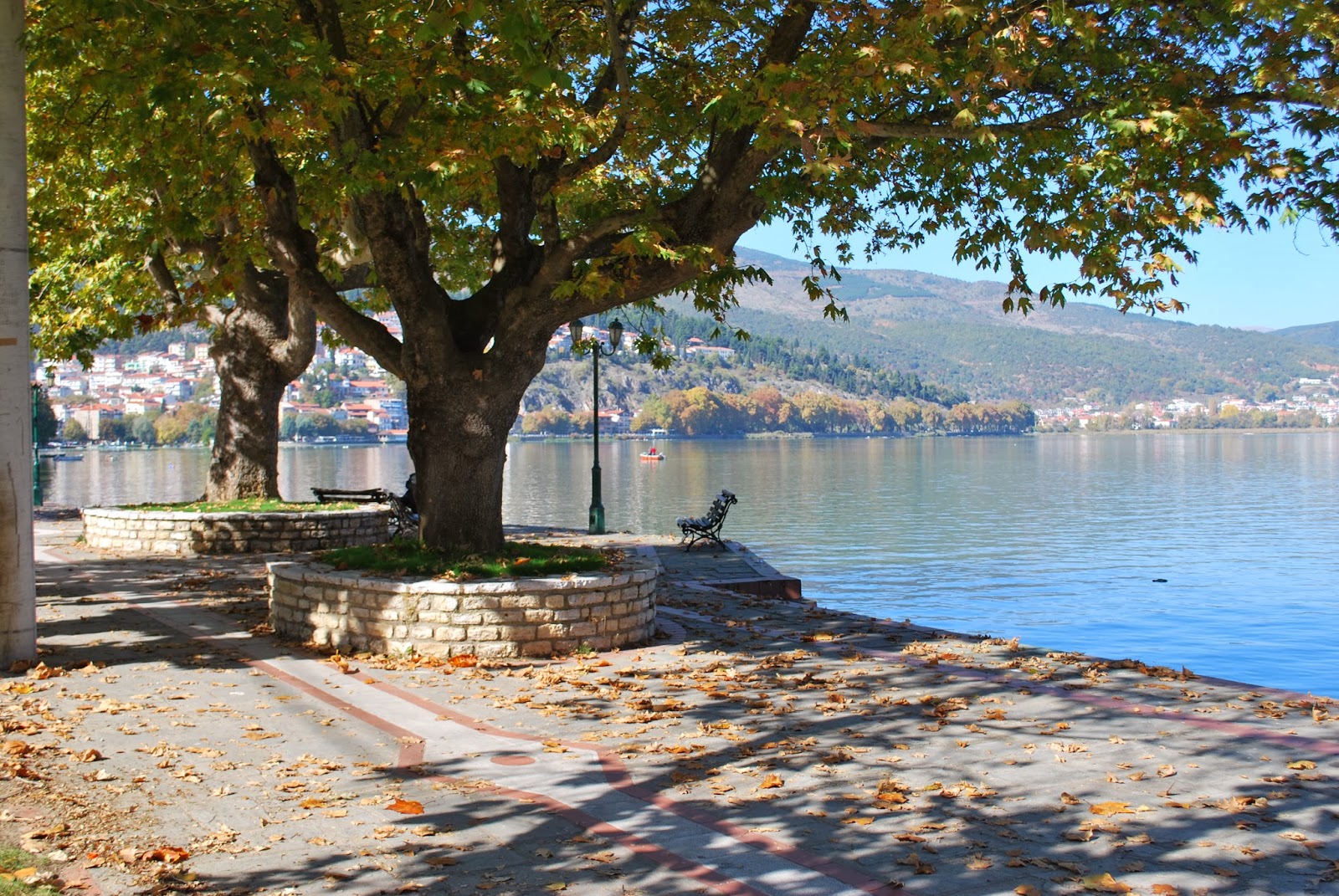 Greece explorer: Kastoria