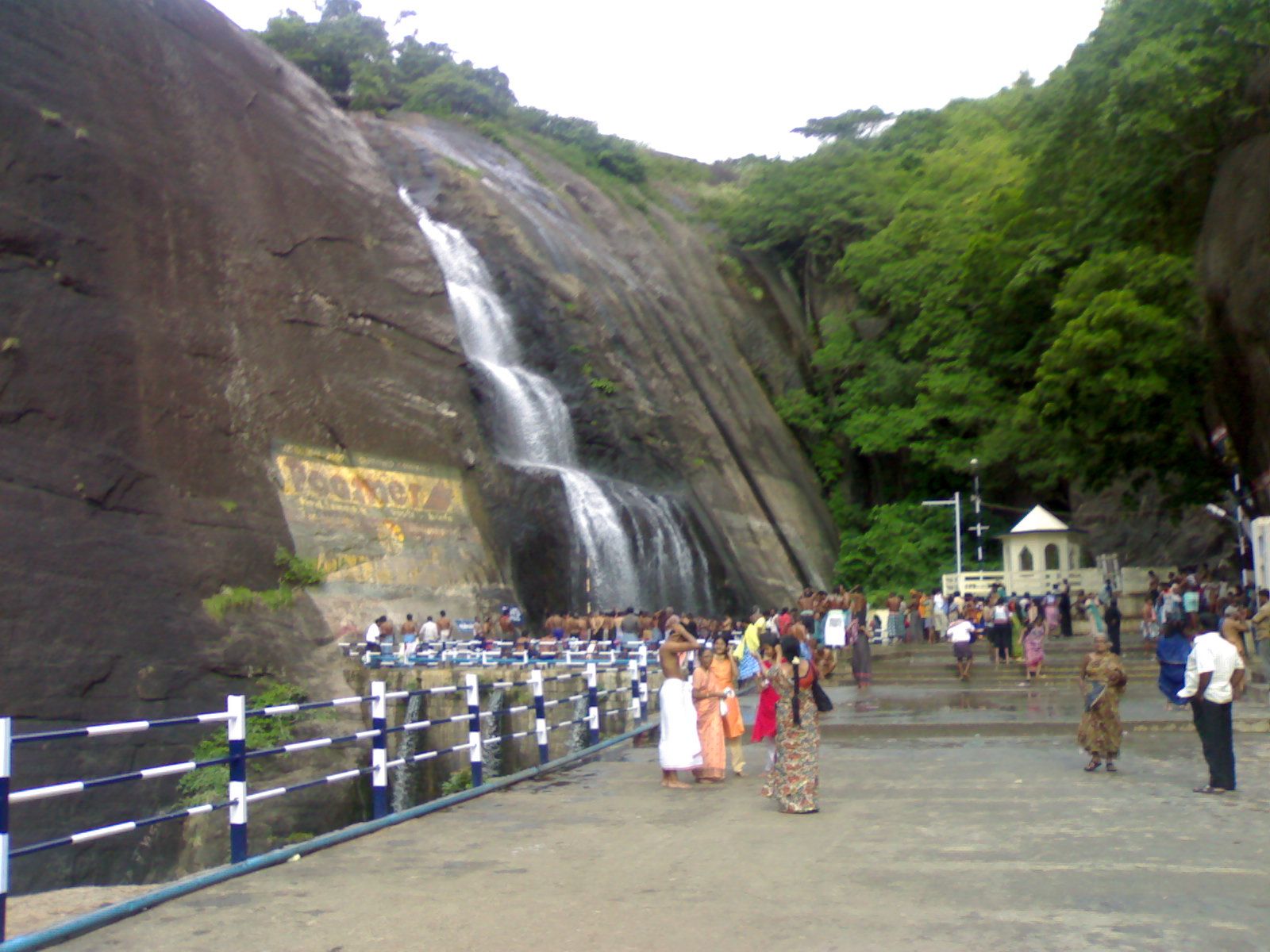Courtallam - Waterfall City Of Tamil Nadu