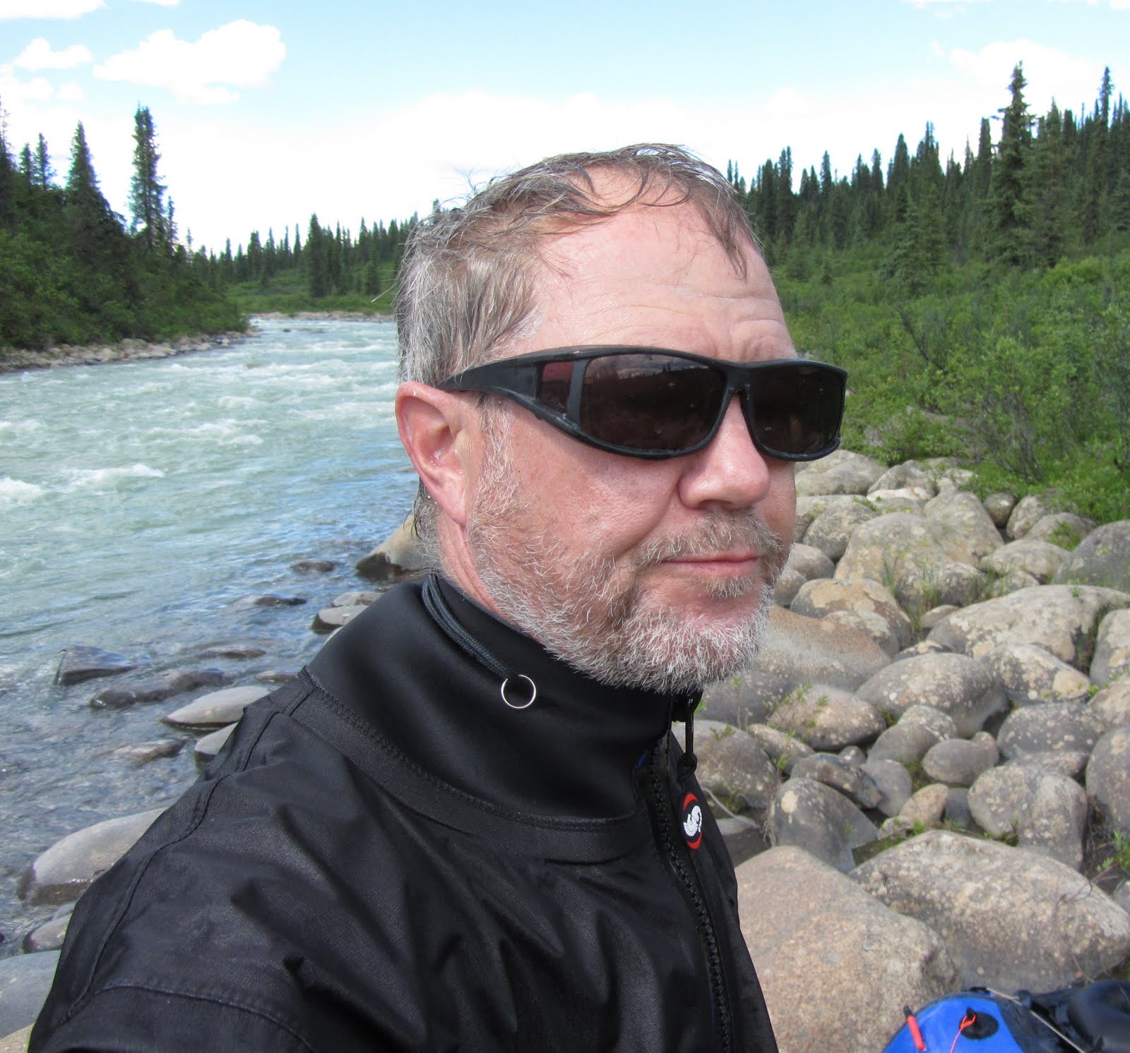 Nahanni II - rocks and roll