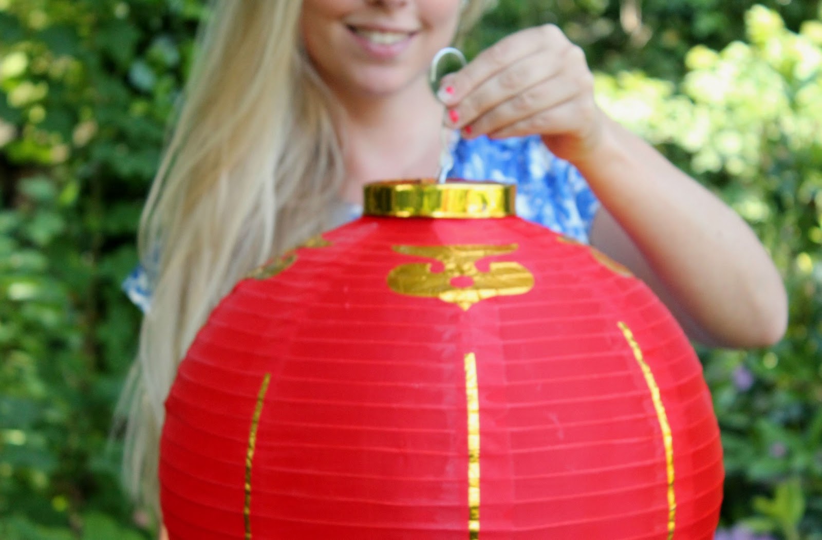 helt og aldeles: PYNT AF KINESISKE RØDE LAMPER!