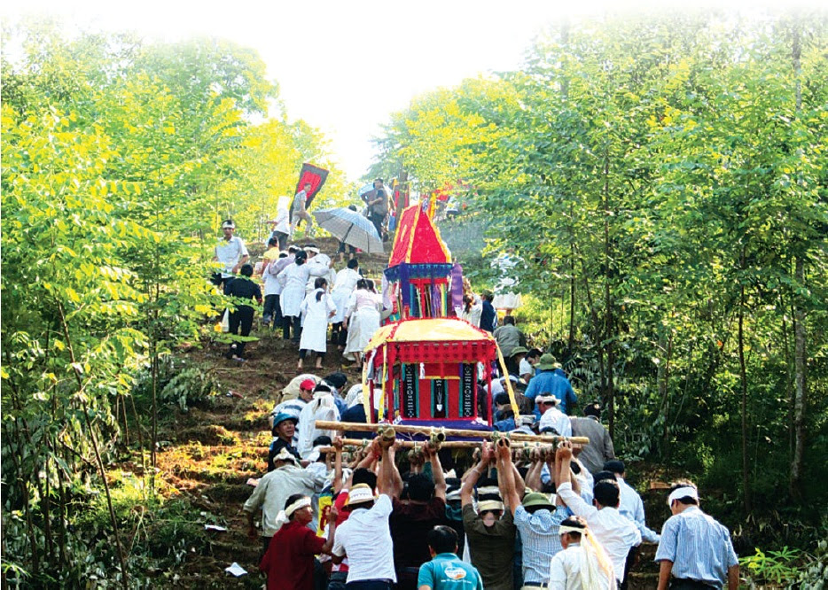 vanhoavietnam: Thầy Tào trong nghi lễ tang ma của người Tày ( Thúy Nga)