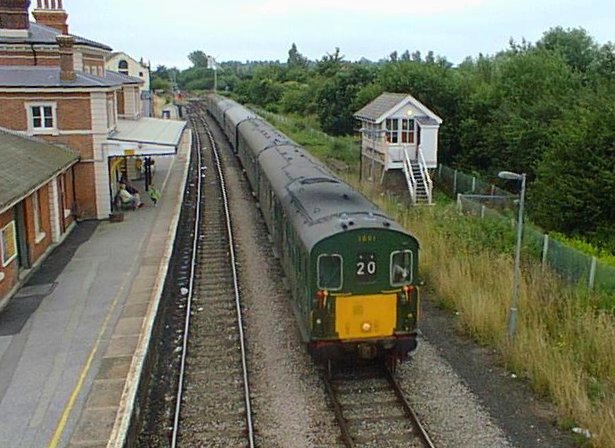 GEOFF TYLER - RAILWAY MODELLER: HASTINGS DIESELS LIMITED - DAVE ...