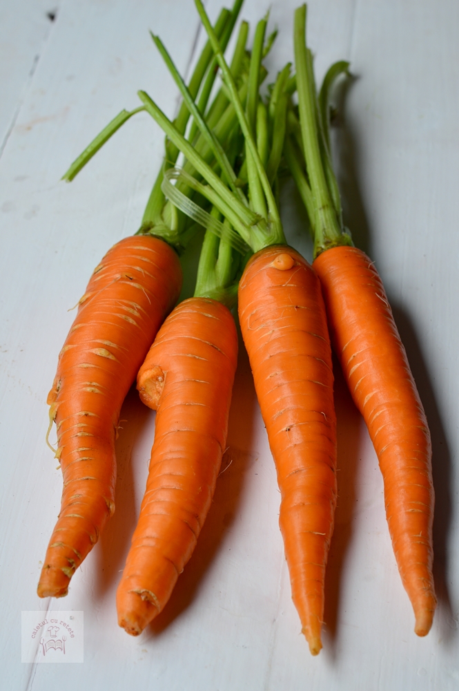 Morcovi noi la cuptor - CAIETUL CU RETETE