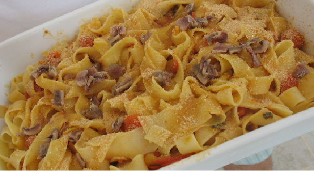 živakuha: Rezanci z inčuni