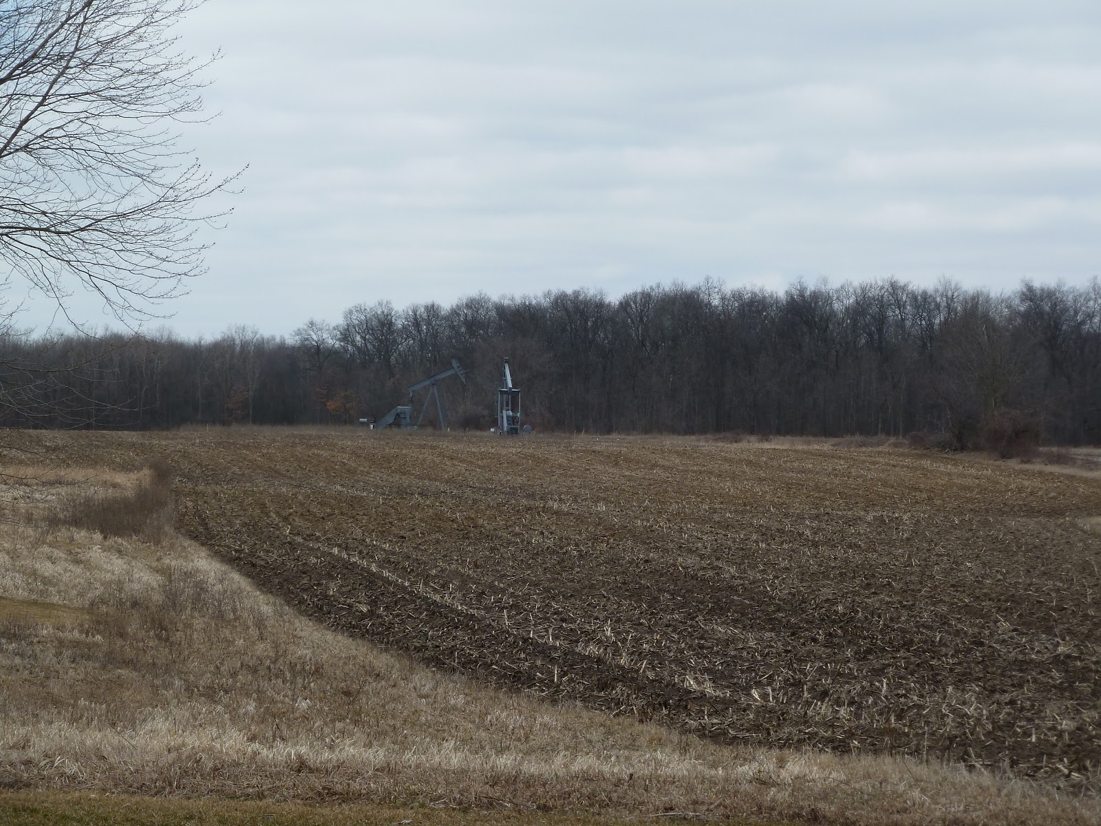 Adrian - Oil and Gas: Pictures of the Adrian Township - Adrian Oil Field