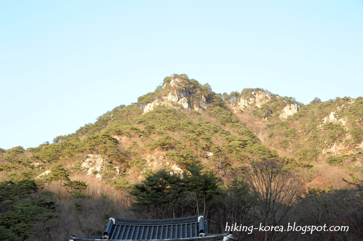 Hiking, Trekking, Local Tour in Korea: Obongsan (Obong mountain ...