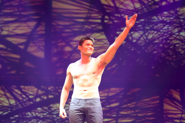 Hot Titans: Bench Universe 2012: Dingdong Dantes