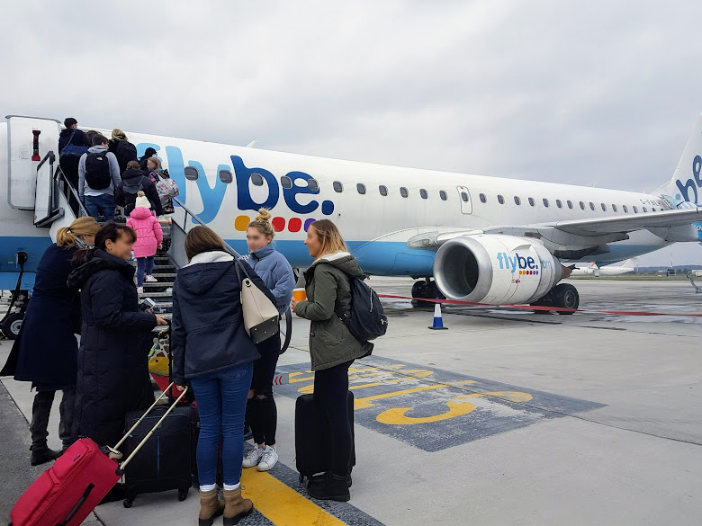 大學滑雪團花費與裝備購買，滑雪要有足夠的預算