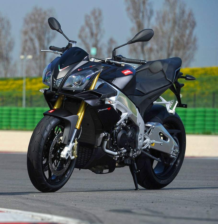 Review Aprilia Tuono V4R APRC | GouegeL