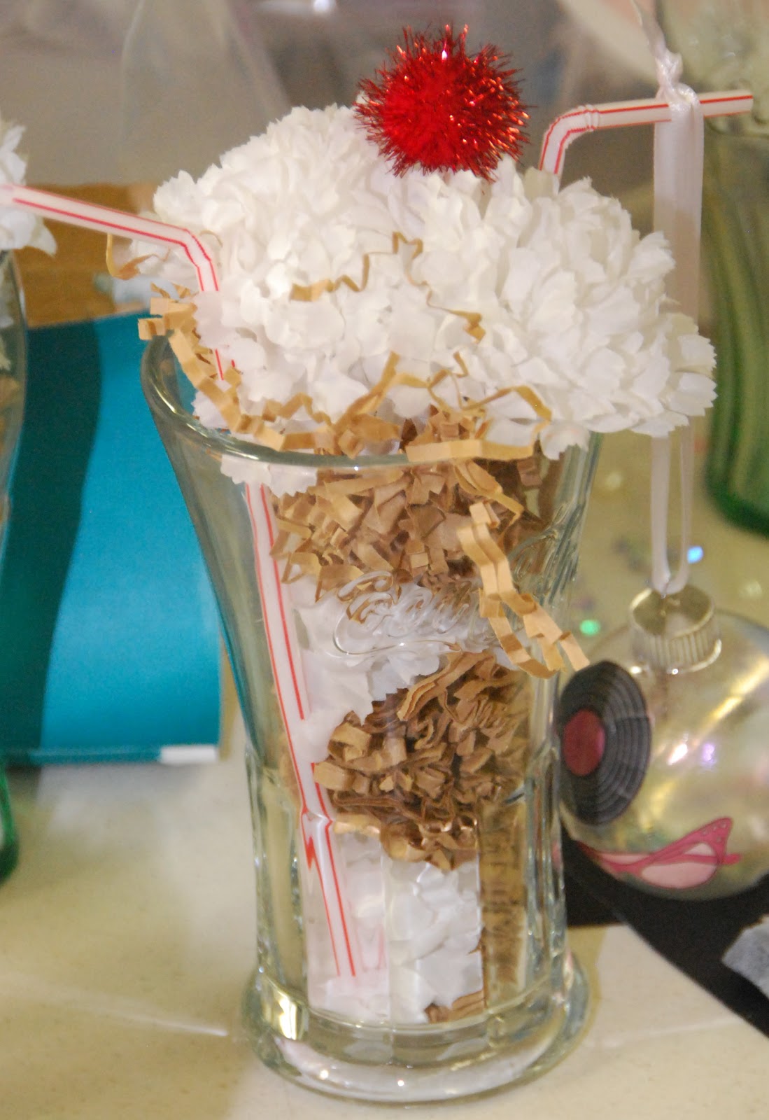 Life's a Bowl of Cherries: "Coke' Float Centerpieces