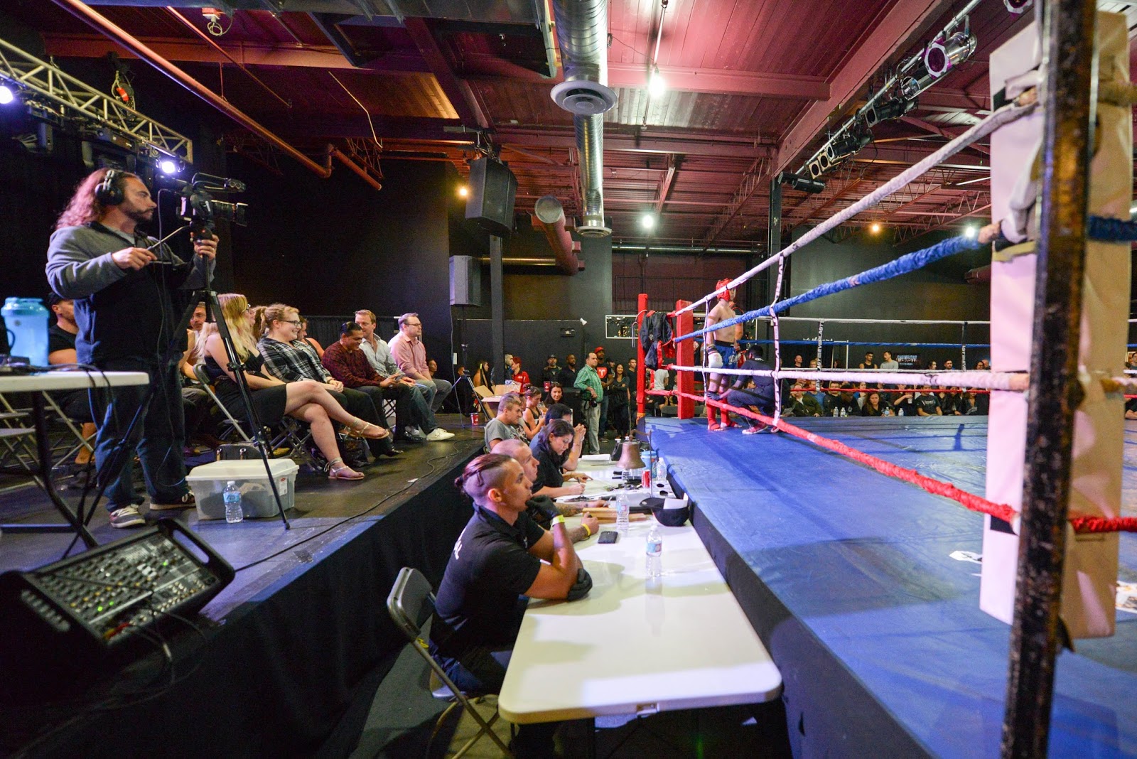 Outdoor Jay: Photography Challenge - Shooting Boxing Match