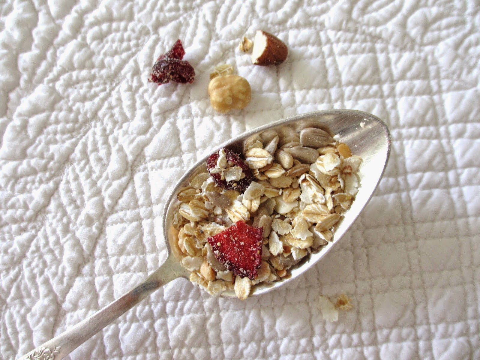 COOKING JULIA : MUESLI AUX FRUITS ROUGES