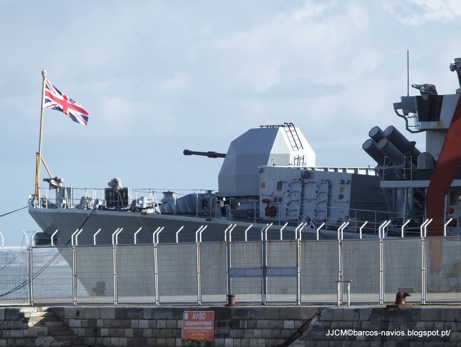 BARCOS+NAVIOS: F79 HMS PORTLAND