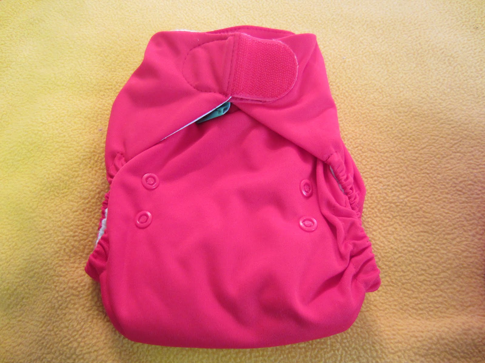 Cloth Diaper Addiction: Tots Bots Easyfit AIO Diaper