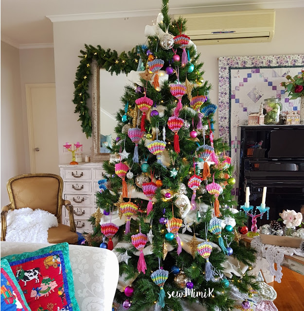 "Christmas Fans" pattern | Sew Mimi.K