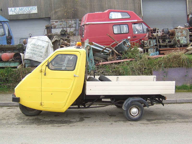 Engine Punk: Vintage Thing No.30 - Reliant Ant TW9