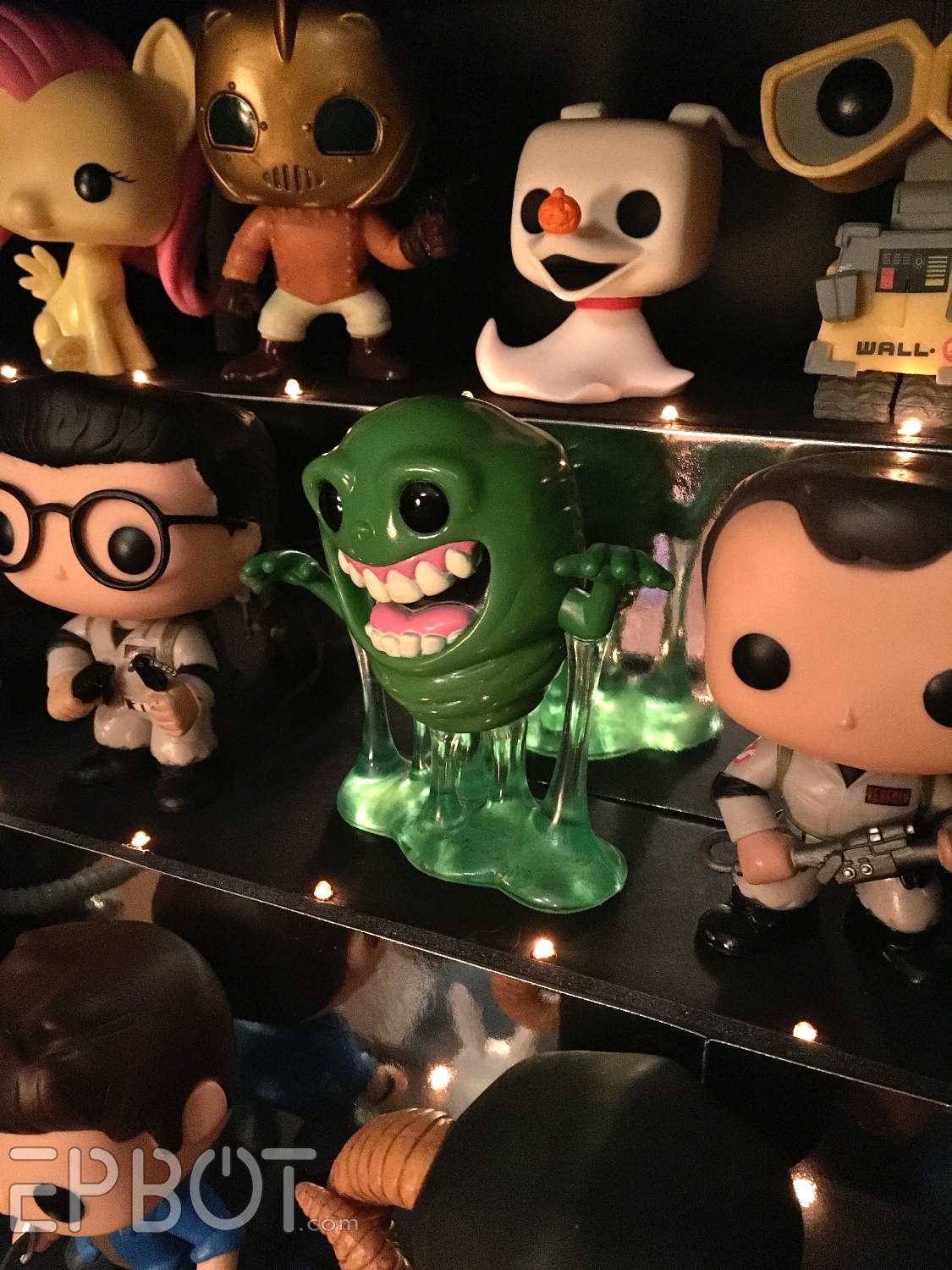 EPBOT: Quick Craft: Make A POP Figure Display Shelf From Foam Board!