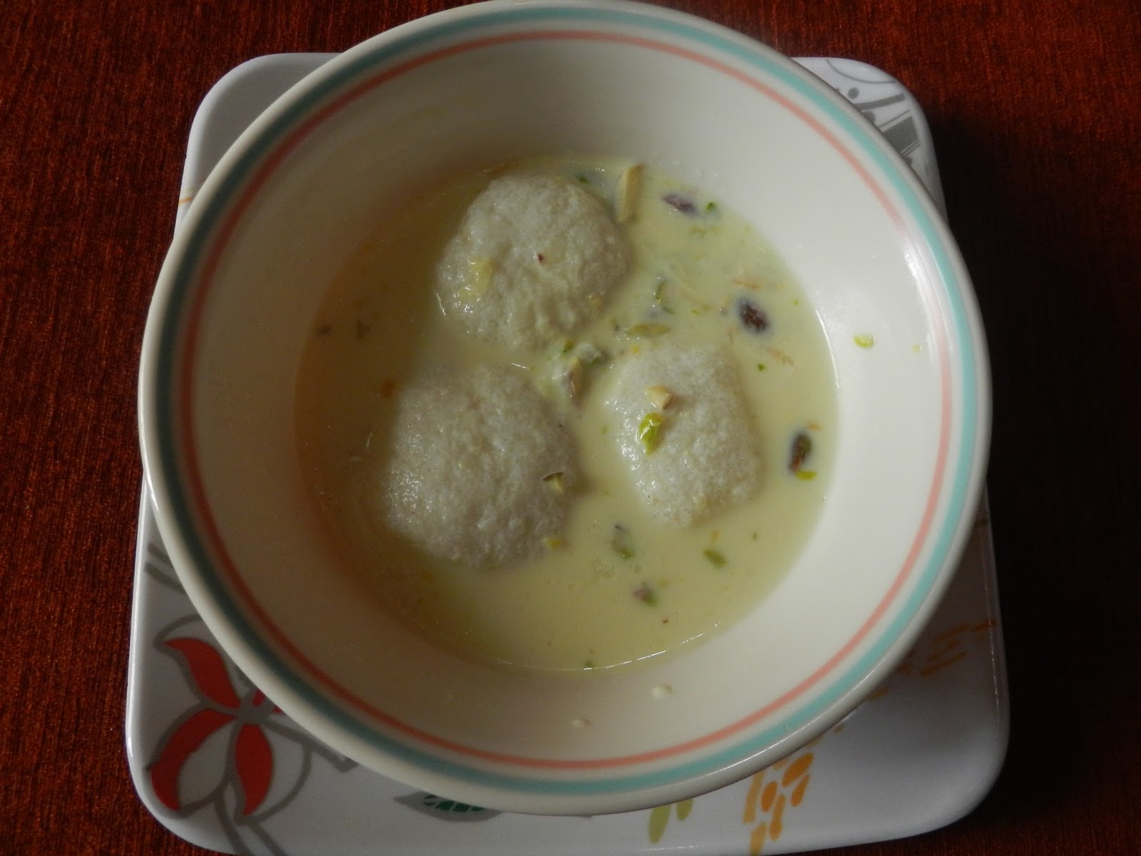 Ammana Adigemane: Rasgulla and Rasmalai