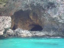 Tourist Spots in the Philippines: Boracay Cave