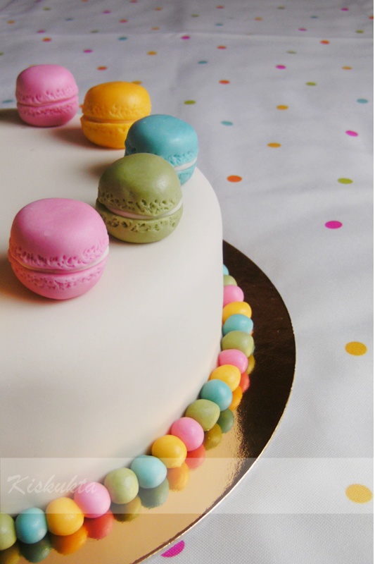 Kiskukta torta: Macaron