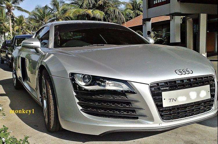 Chiyaan Vikram's Audi R8 ~ Celebrity Cars - India