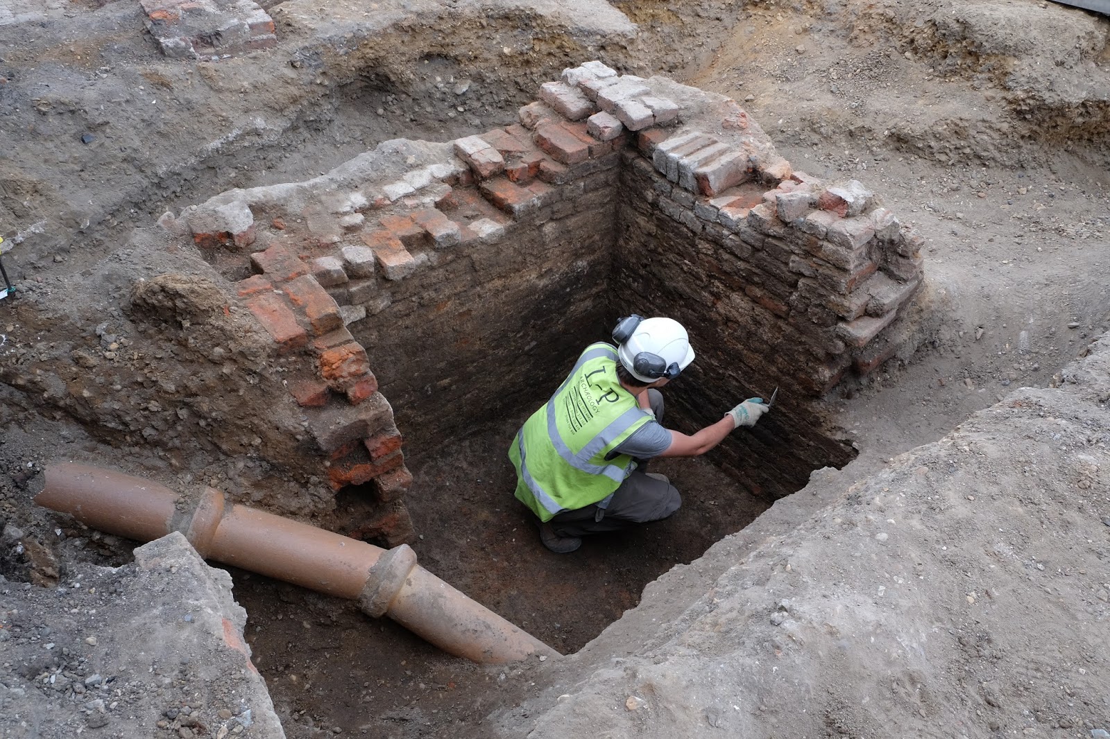 Urban Archaeology: 100 Minories: post-medieval drains and sewers…