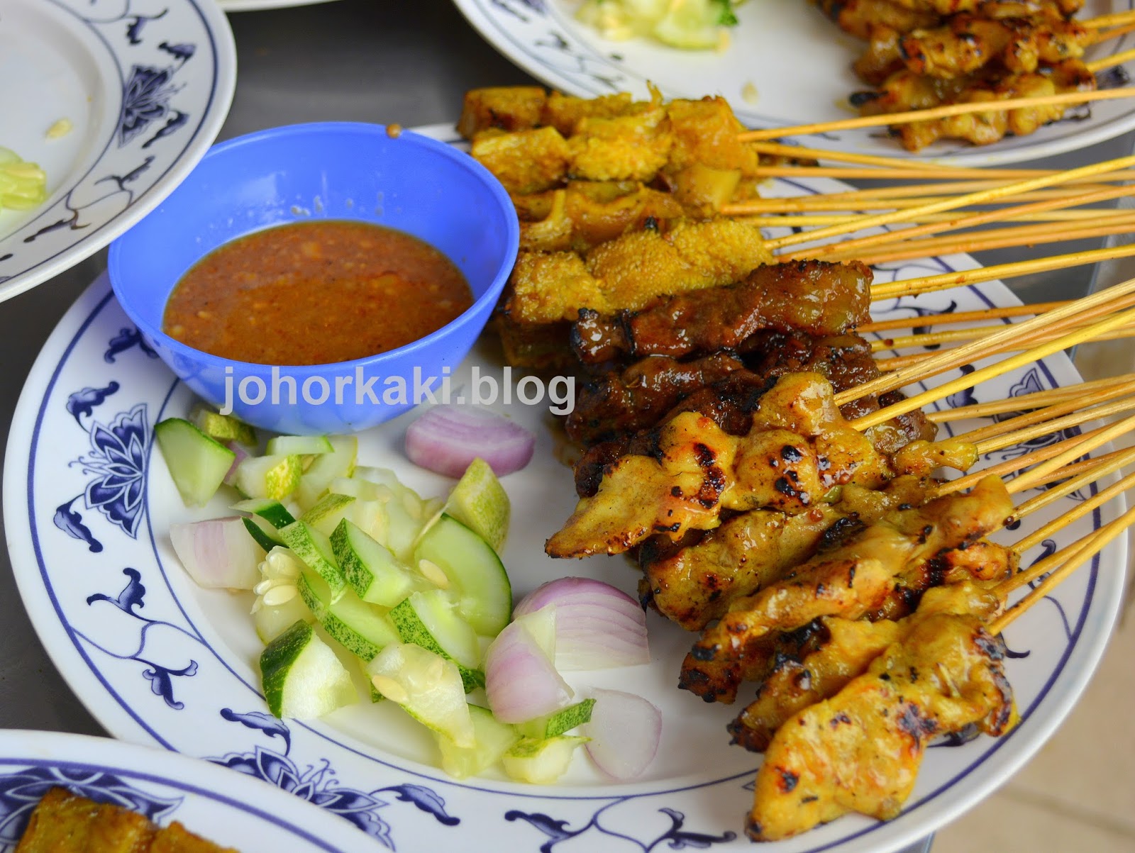 Would you Like Satay for Breakfast? R&H Cafe Satay Maharani in Muar ...