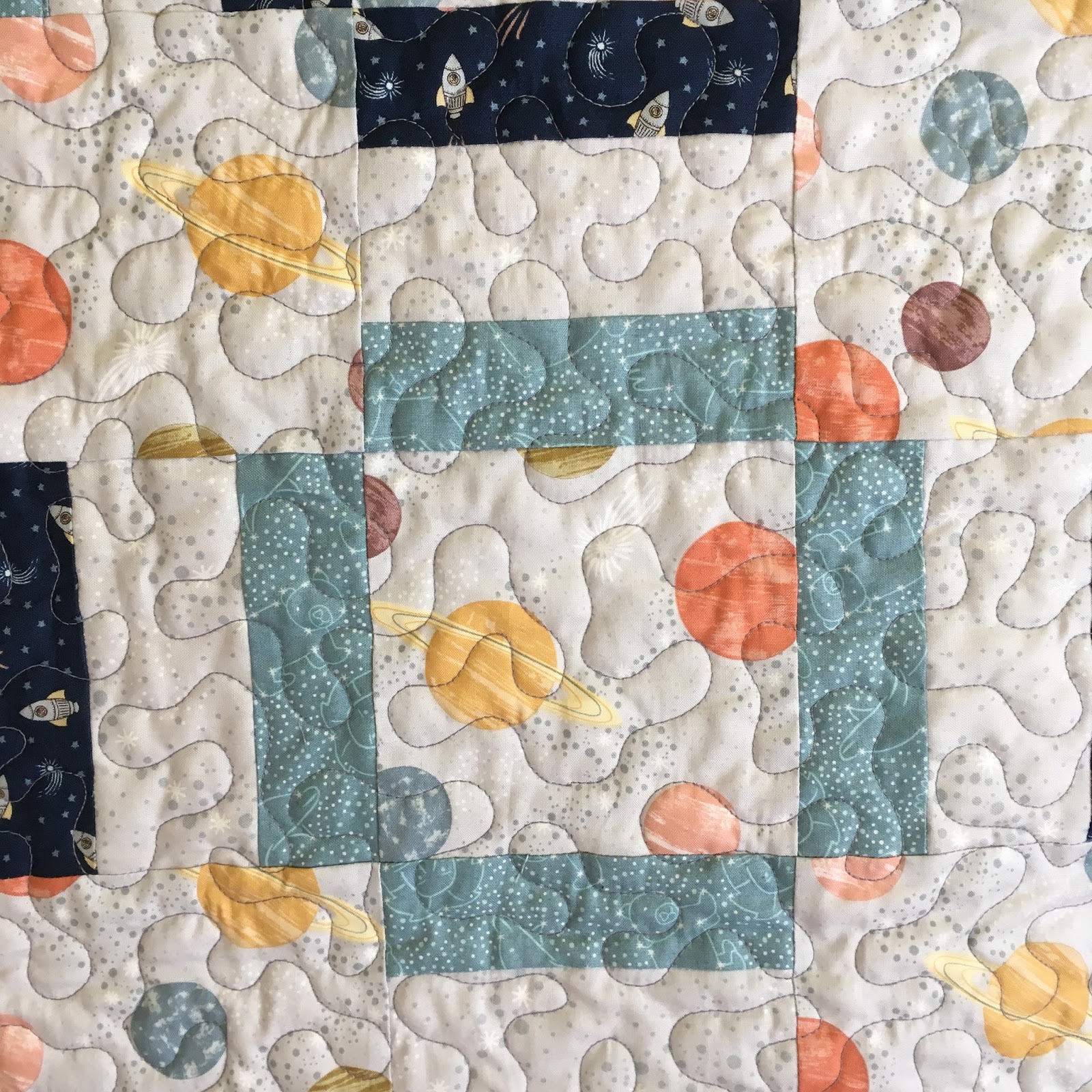 PamelaQuilts: Window Box Quilt - To the Moon and Back