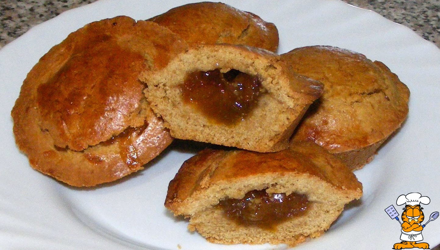 Un pensionato in cucina: Pasticciotti leccesi ripieni di confettura.