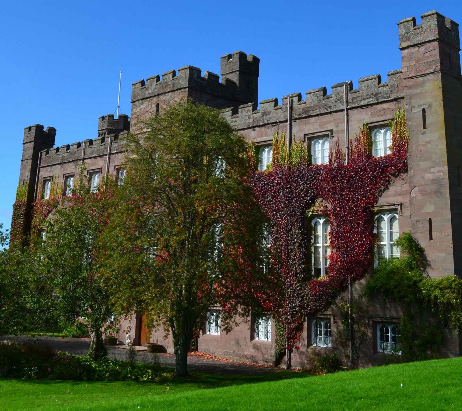 Tour Scotland: Tour Scotland Photographs Scone Palace Perthshire ...