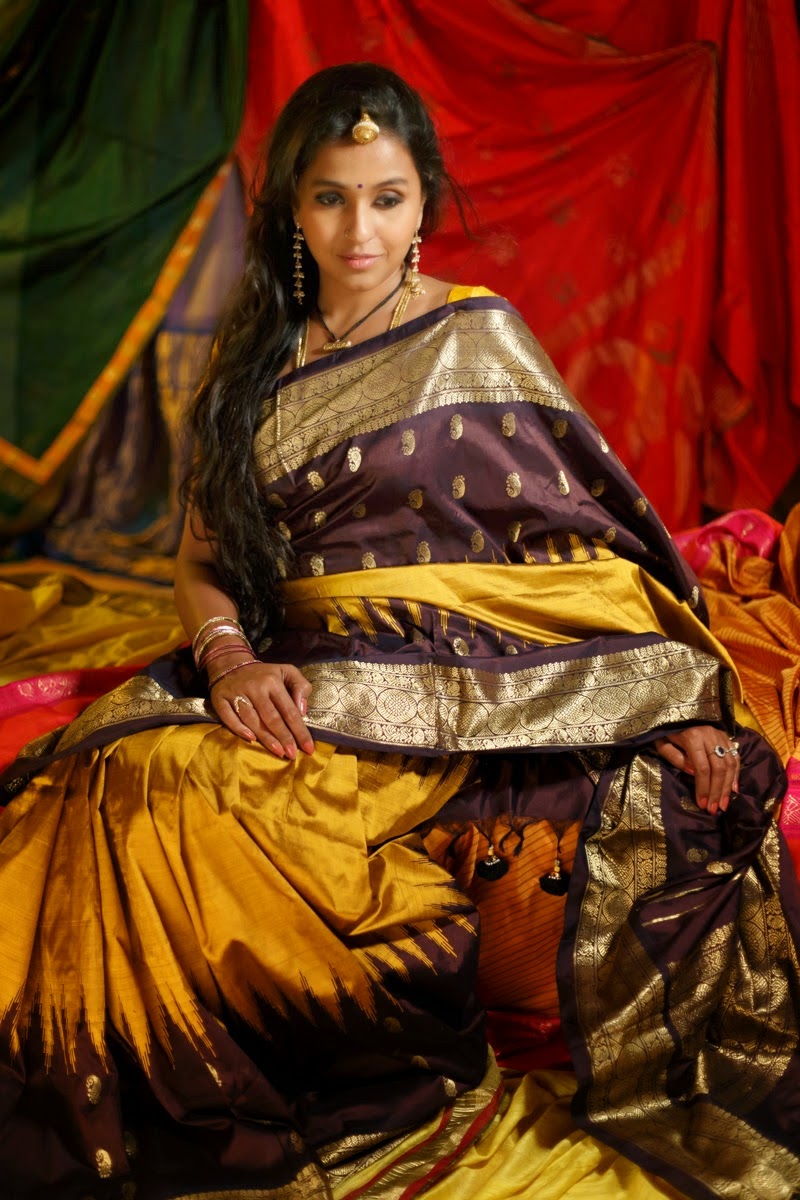 Bollywood Actress Saree Collections: Singer Smita Silk Saree Collection