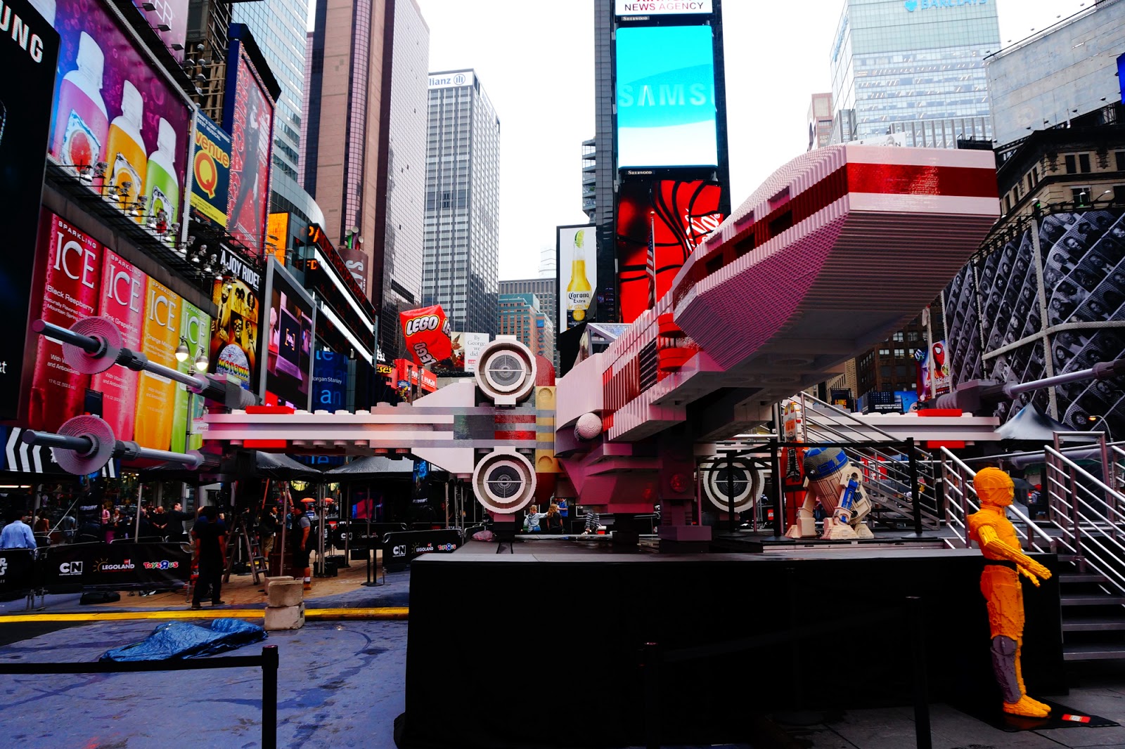 Lego + Star Wars na Times Square | Dicas de NY