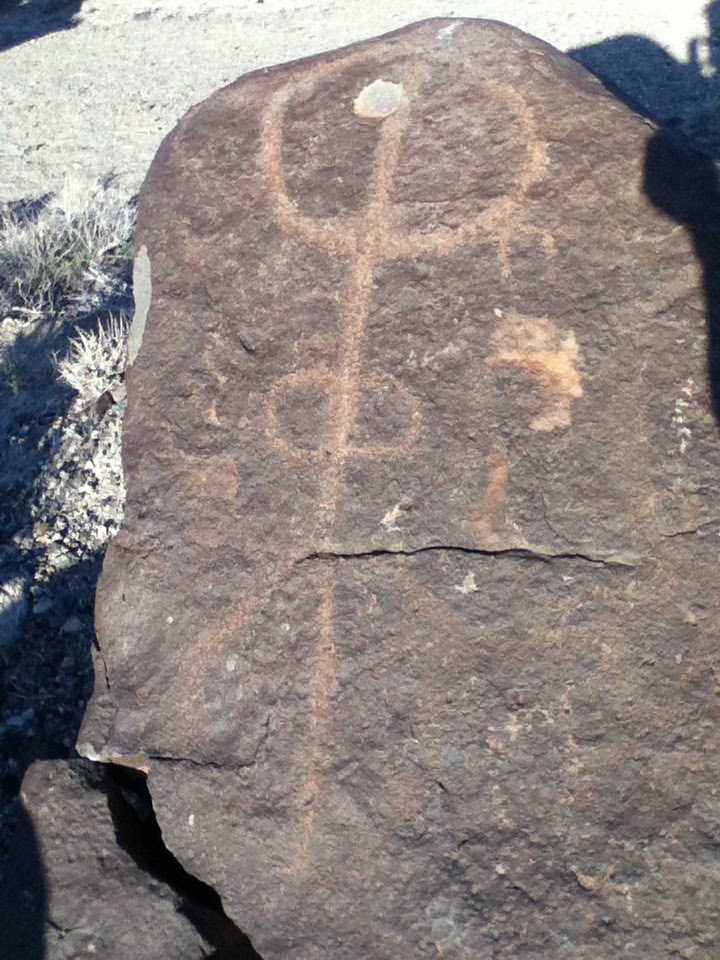 Nevada Travel : Fallon, Nevada: Petroglyphs at Grimes Point ...