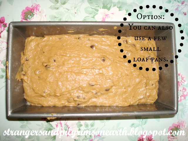 Strangers & Pilgrims on Earth: Polka Dot {Chocolate Chip} Banana Bread ~ Printable Recipe
