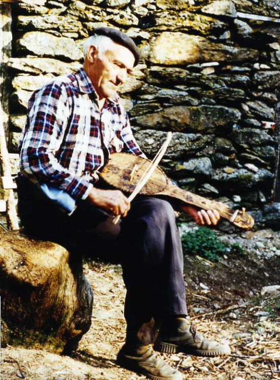 CORROBLA DE BAILES TRADICIONALES: EL RABEL EN ZAMORA