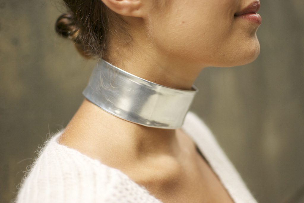 UrbanDrops: neck cuff