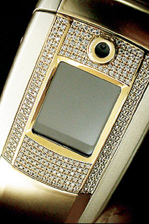 Mobile Phone: Most Expensive Mobile Phone: Diamond-crusted Samsung SPH ...