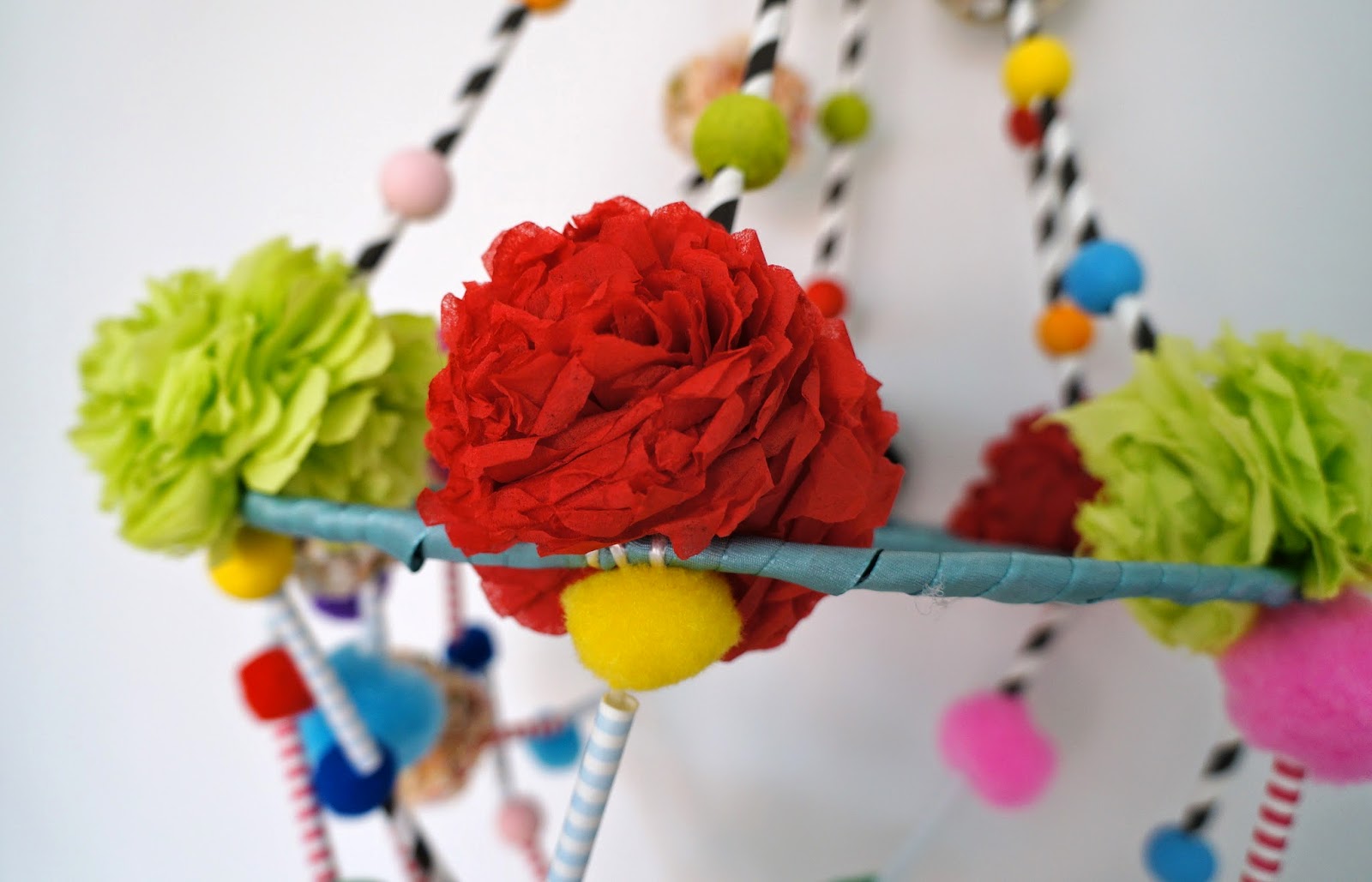 Minimal Boho: DIY: Polish pajaki chandelier