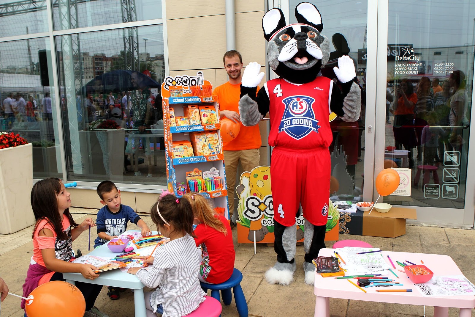 MASKOTE, MASKE, KOSTIMI, LUTKE, REKVIZITI