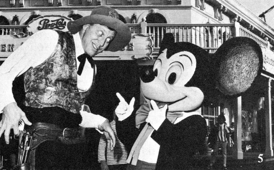 Disney Avenue: Mickey Mouse at Disneyland in 1969
