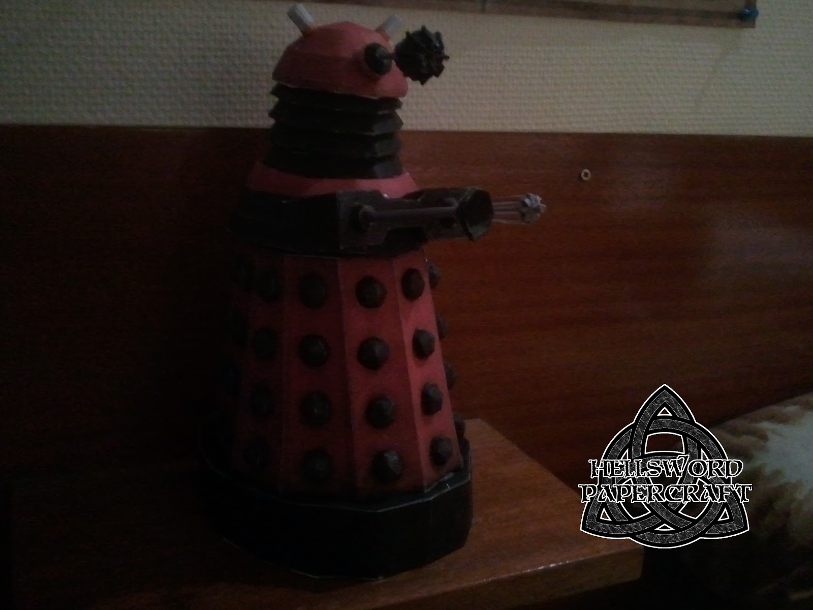 Hellsword Papercraft: Doctor Who Dalek Papercraft