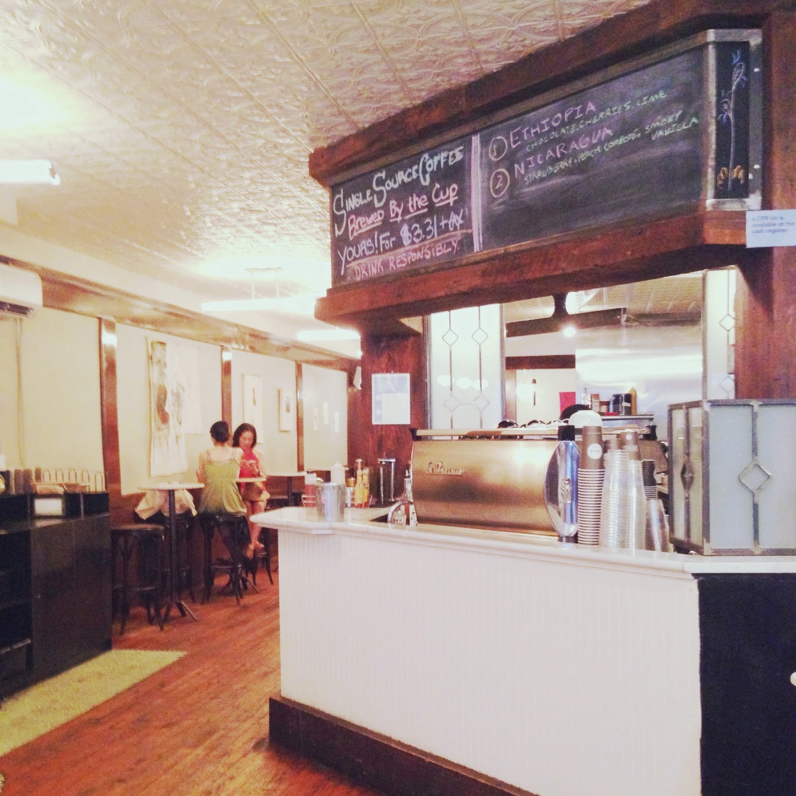 フレンドリーで愉快なカフェThink Coffee | 三都物語