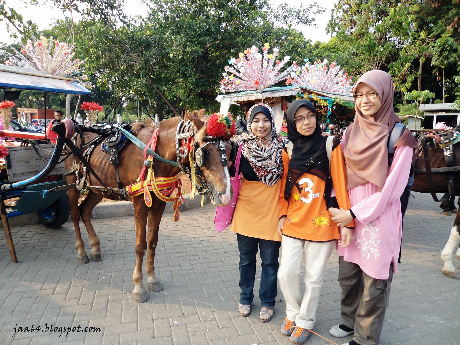 JaA's StorY: Bersiar-siar di Monas, Jakarta