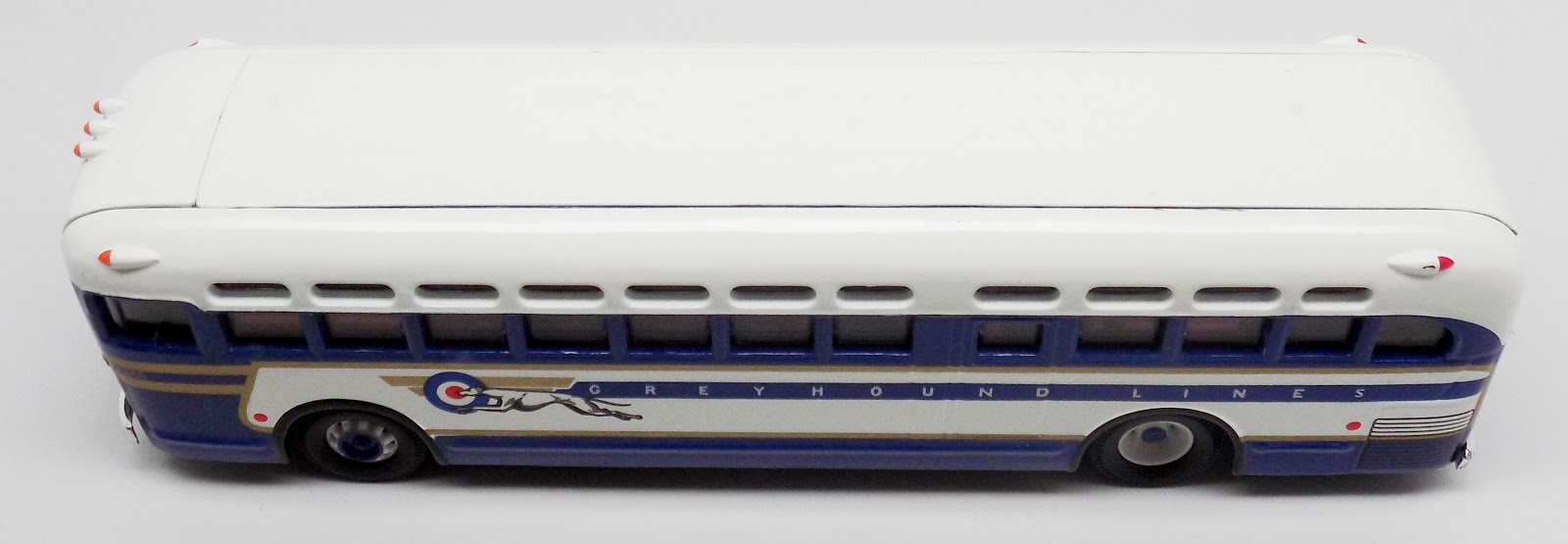 Toys and Stuff: Corgi 1/50 Scale Diecast No. 5401 Northland Greyhound ...