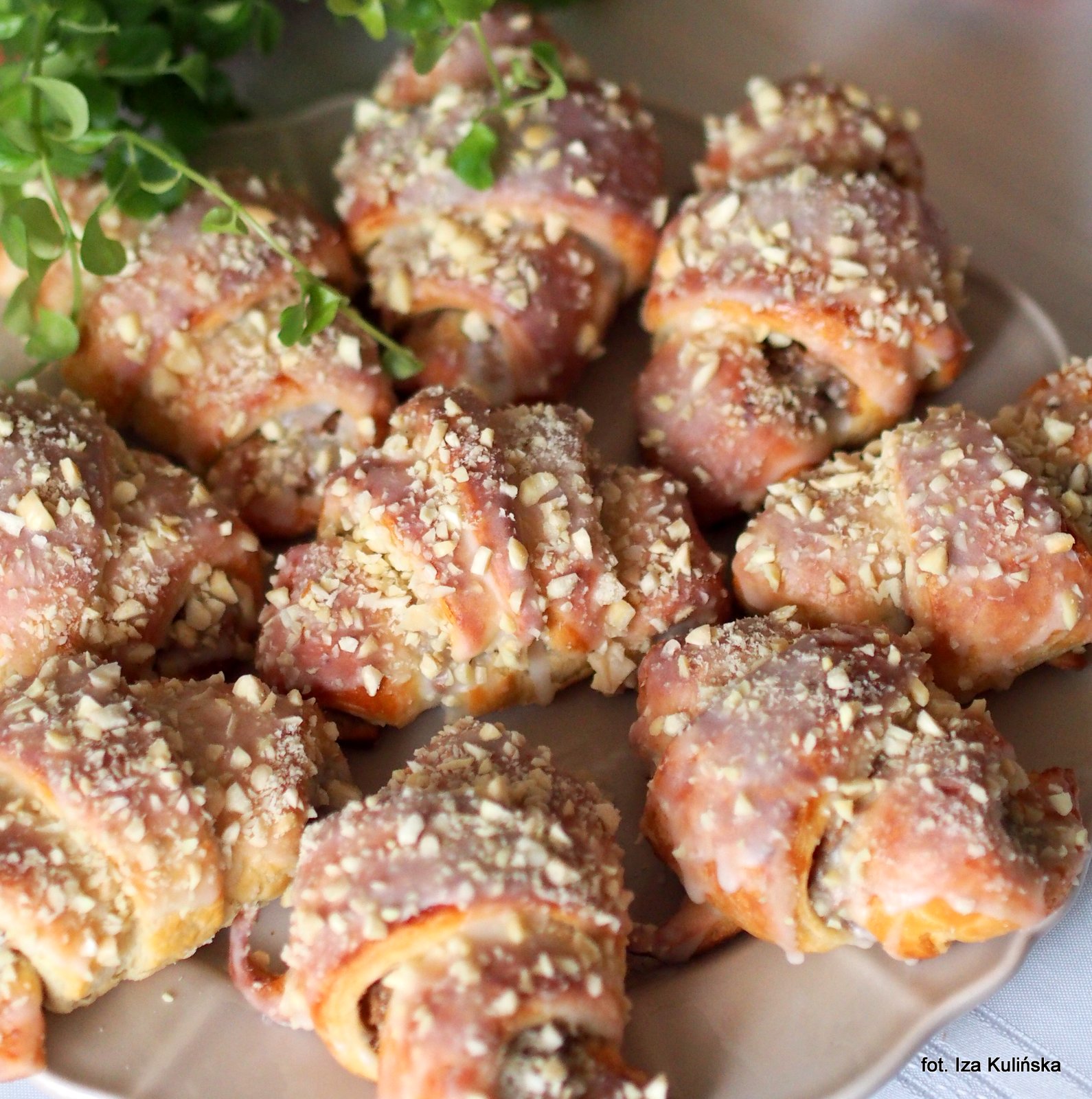 Najpyszniejsze rogale marcińskie - lepsze niż z cukierni | Smaczna Pyza