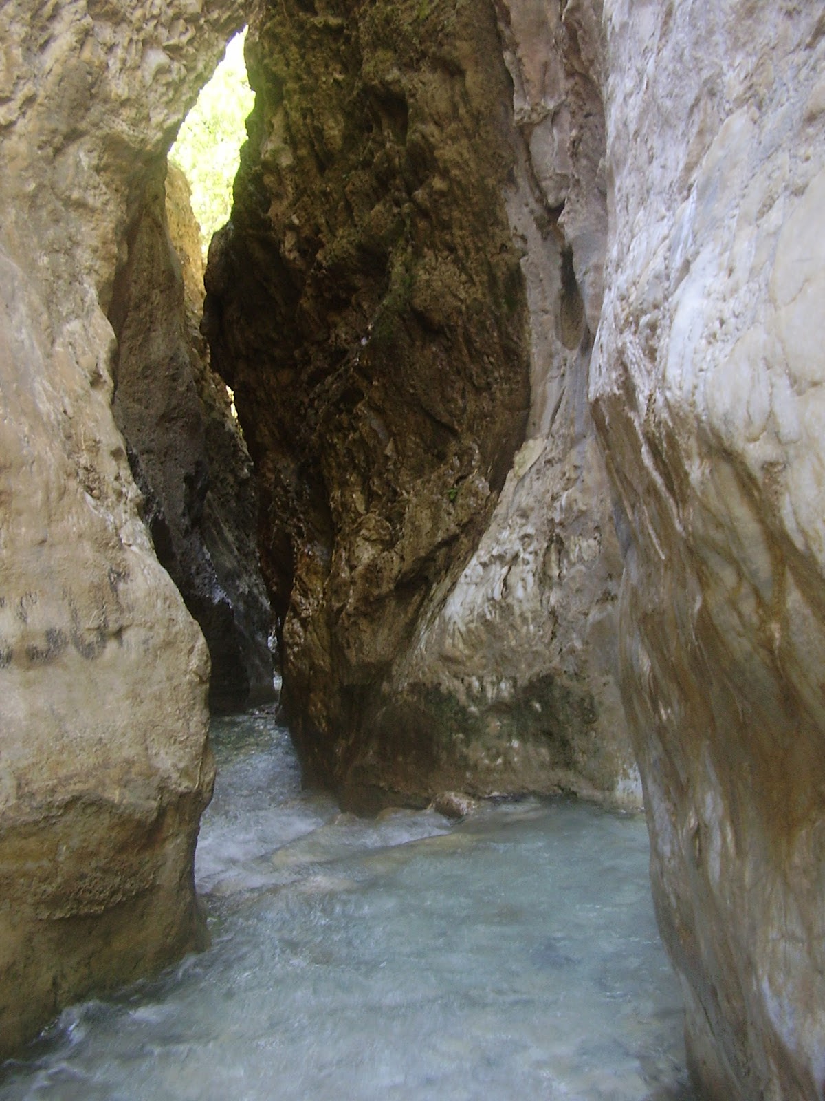 Senderos Almariya: 1. Sendero por el desfiladero del Río Chillar ...