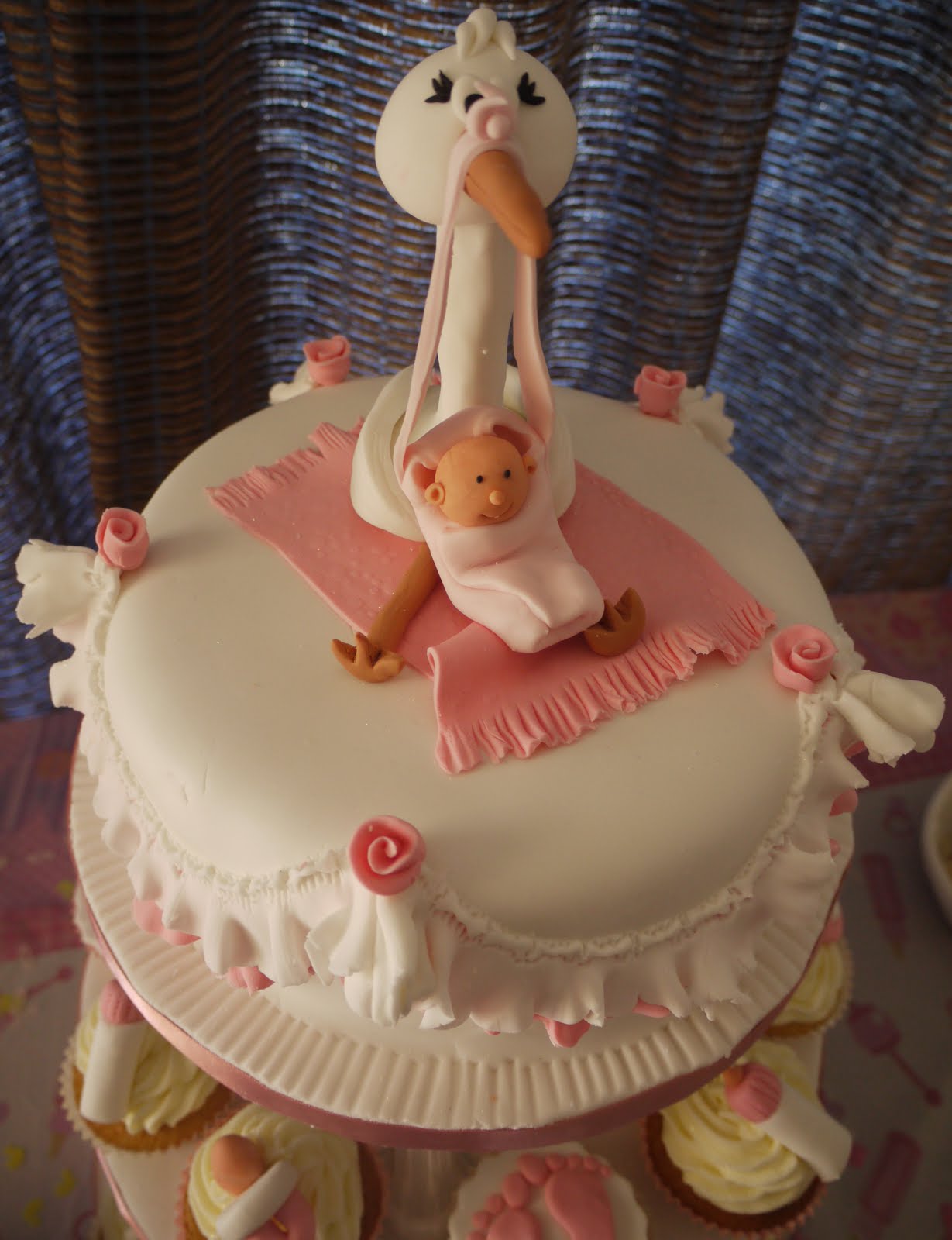 Totally Scrumptious Blog: Baby Shower Stork cake